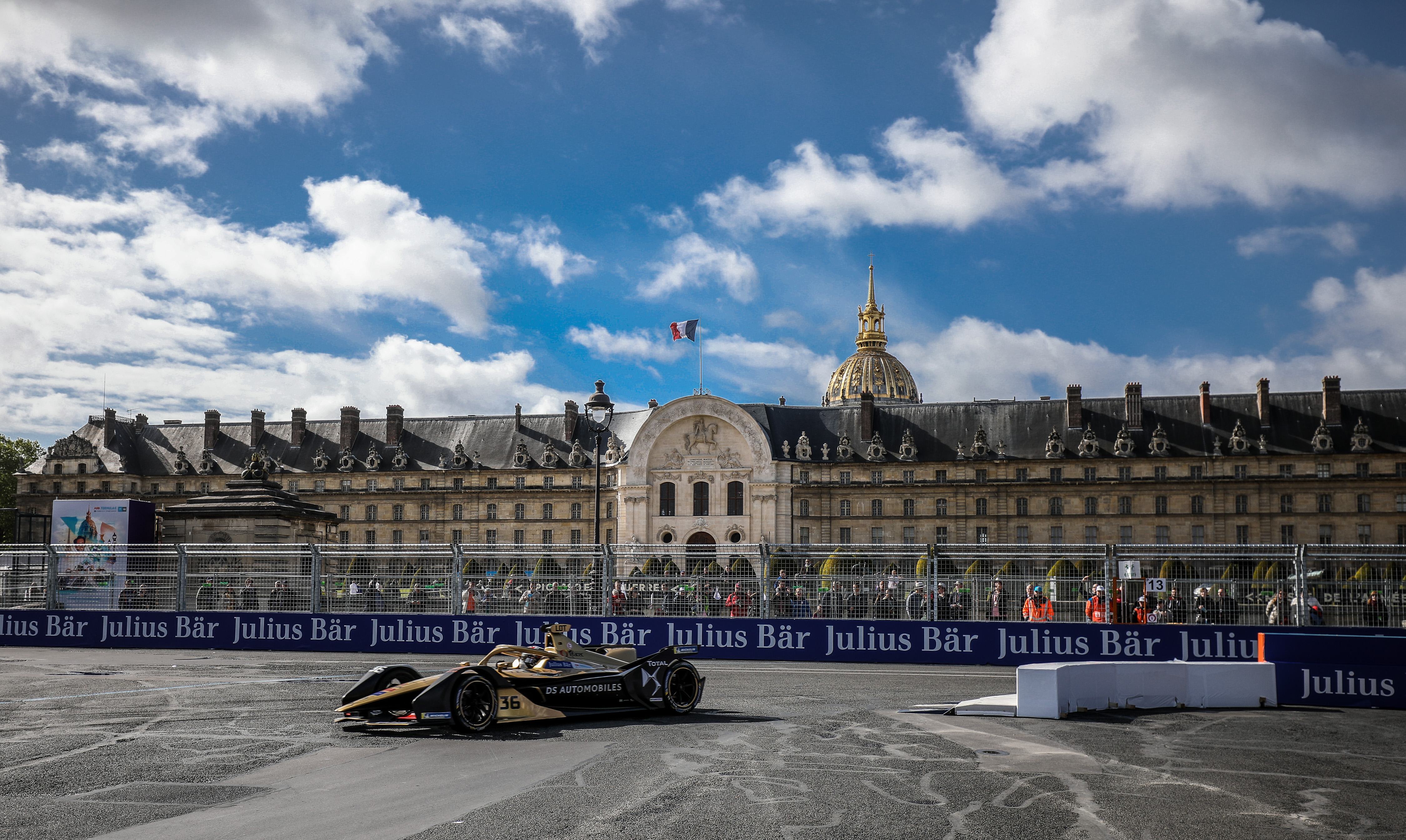 Paris E-Prix | Federation Internationale de l'Automobile