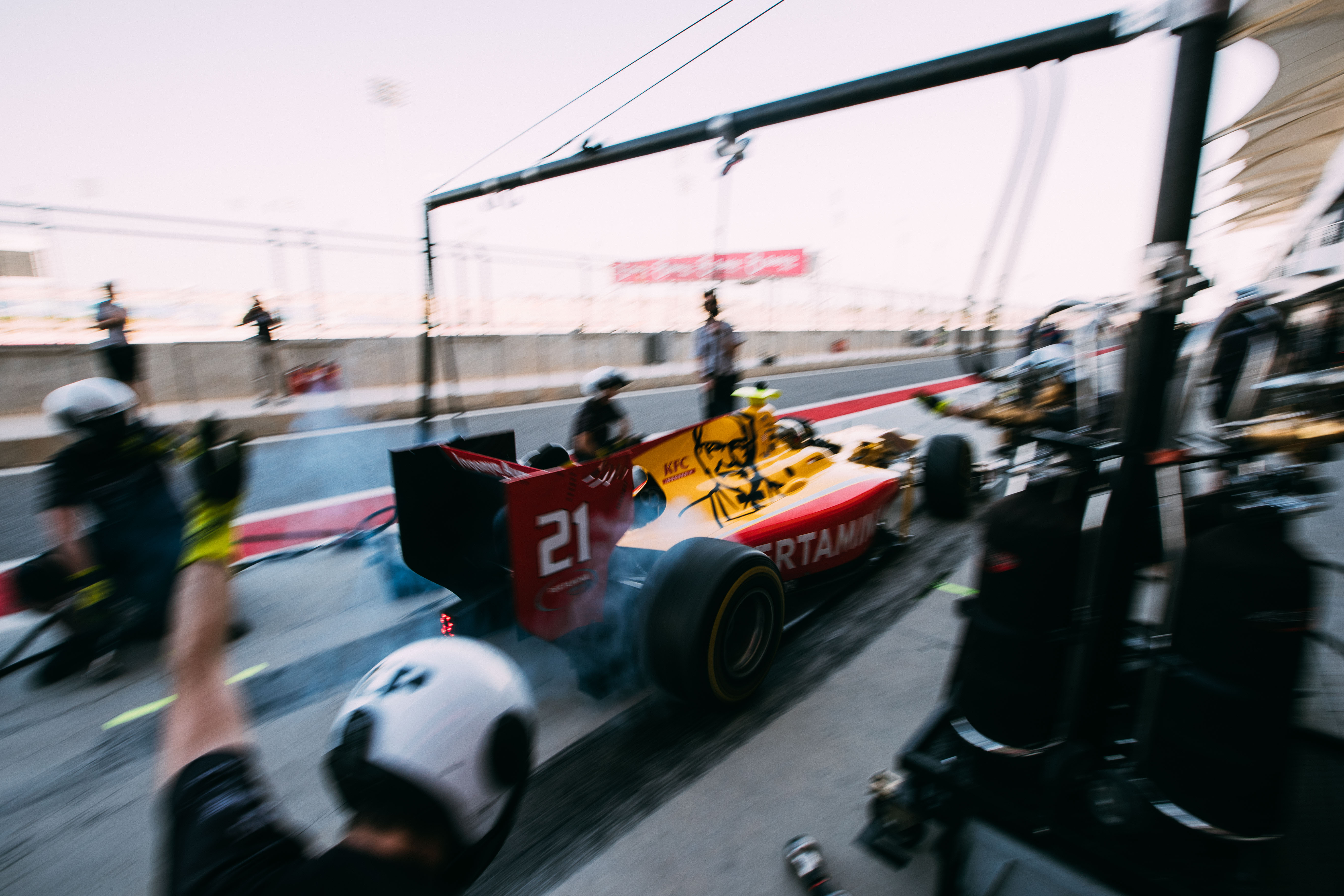 F2 - 2017 Bahrain Pre-season testing | Federation Internationale de l ...