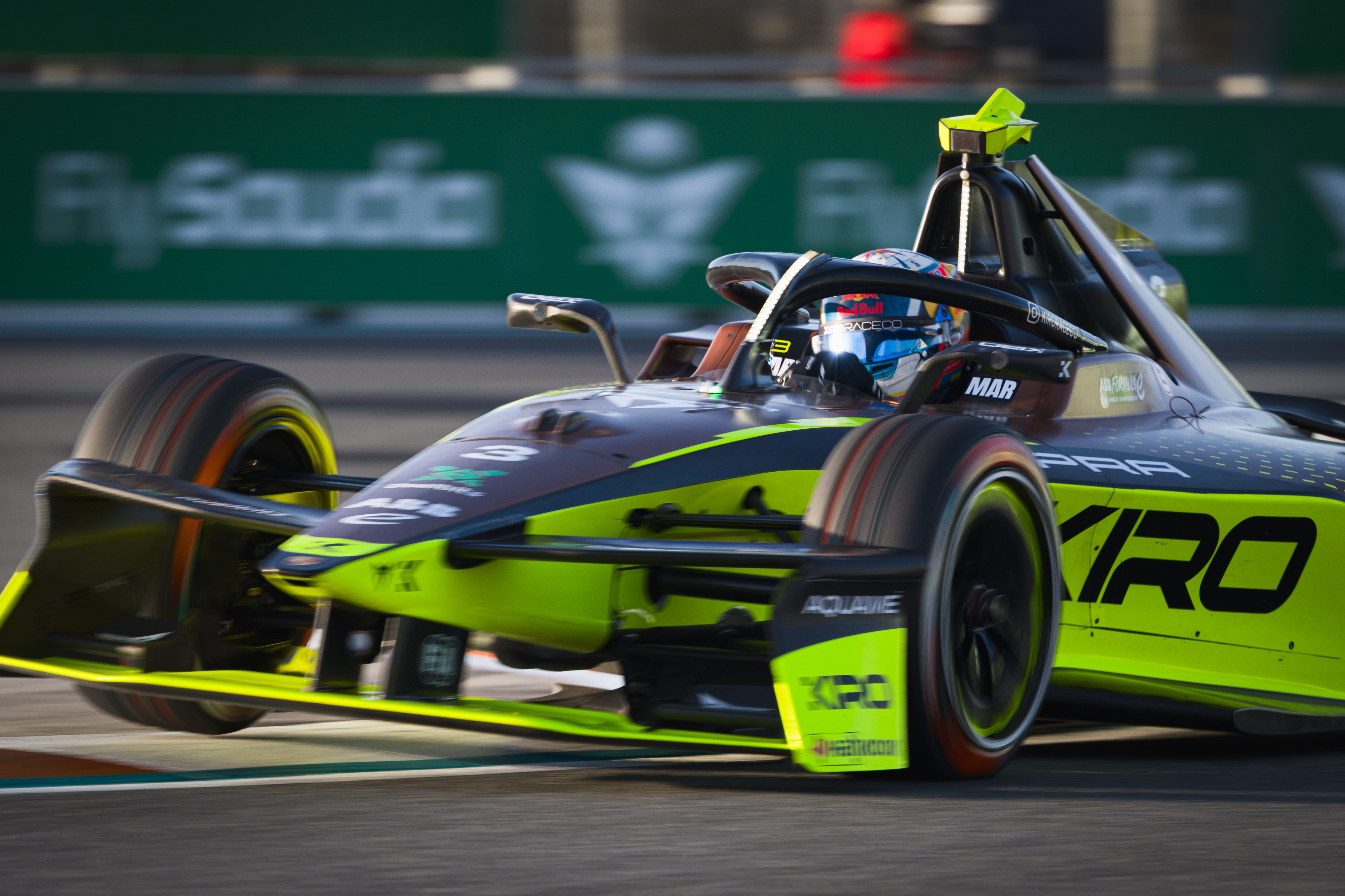 ABB FIA Formula E World Championship takes to the track at Circuito del ...