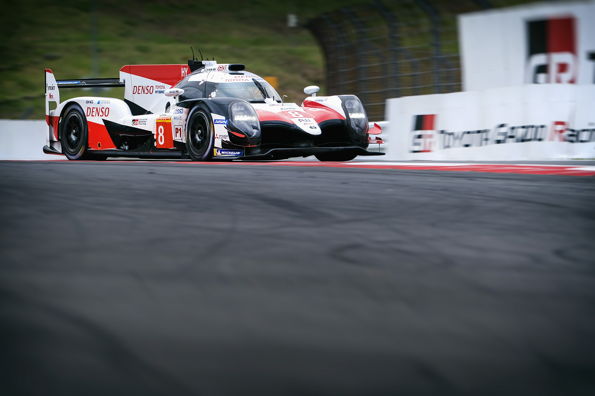 WEC - Home Pole for Toyota in Japan | Federation Internationale de l ...