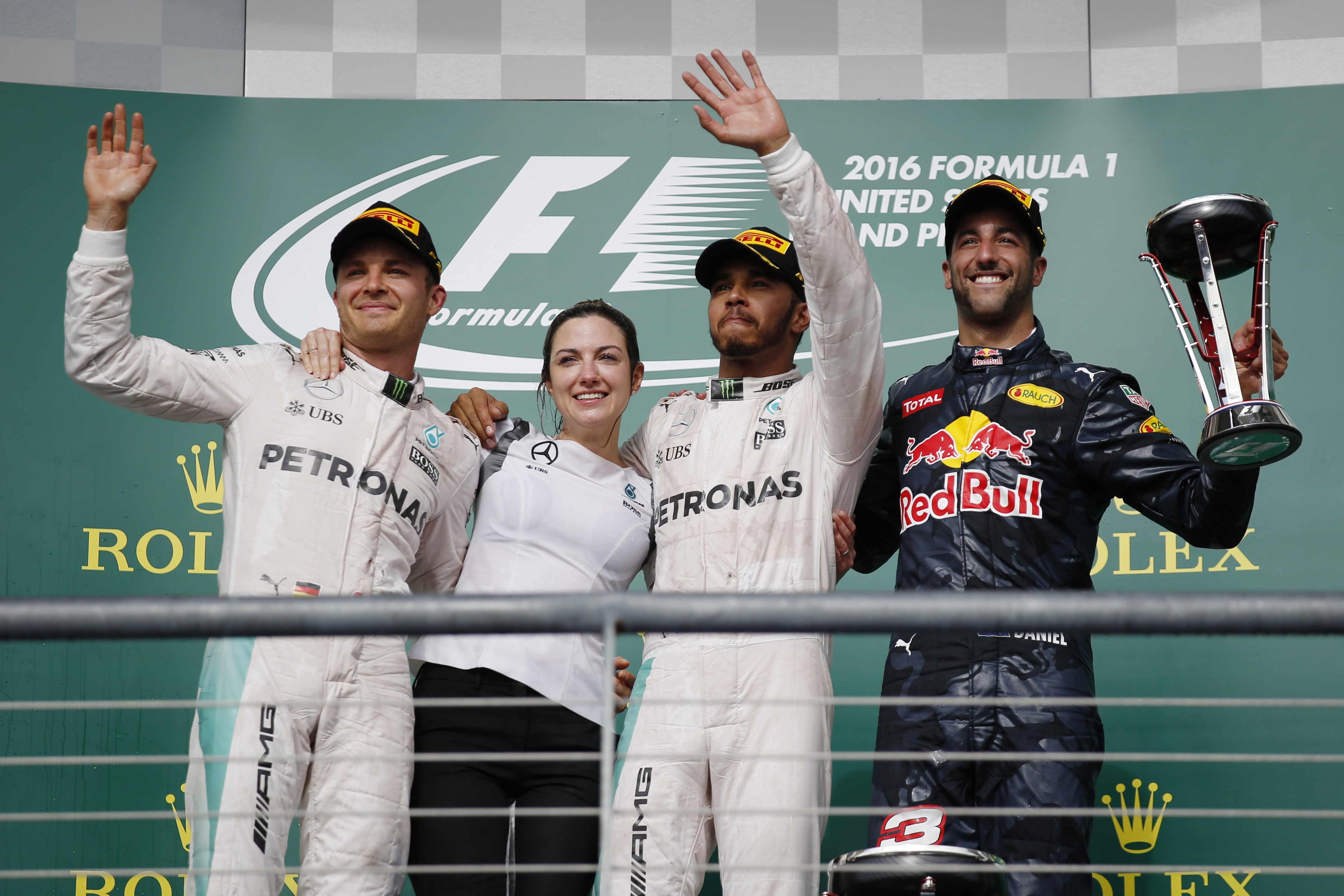 F1 - Hamilton takes record-equalling fifth US Grand Prix win ahead of ...
