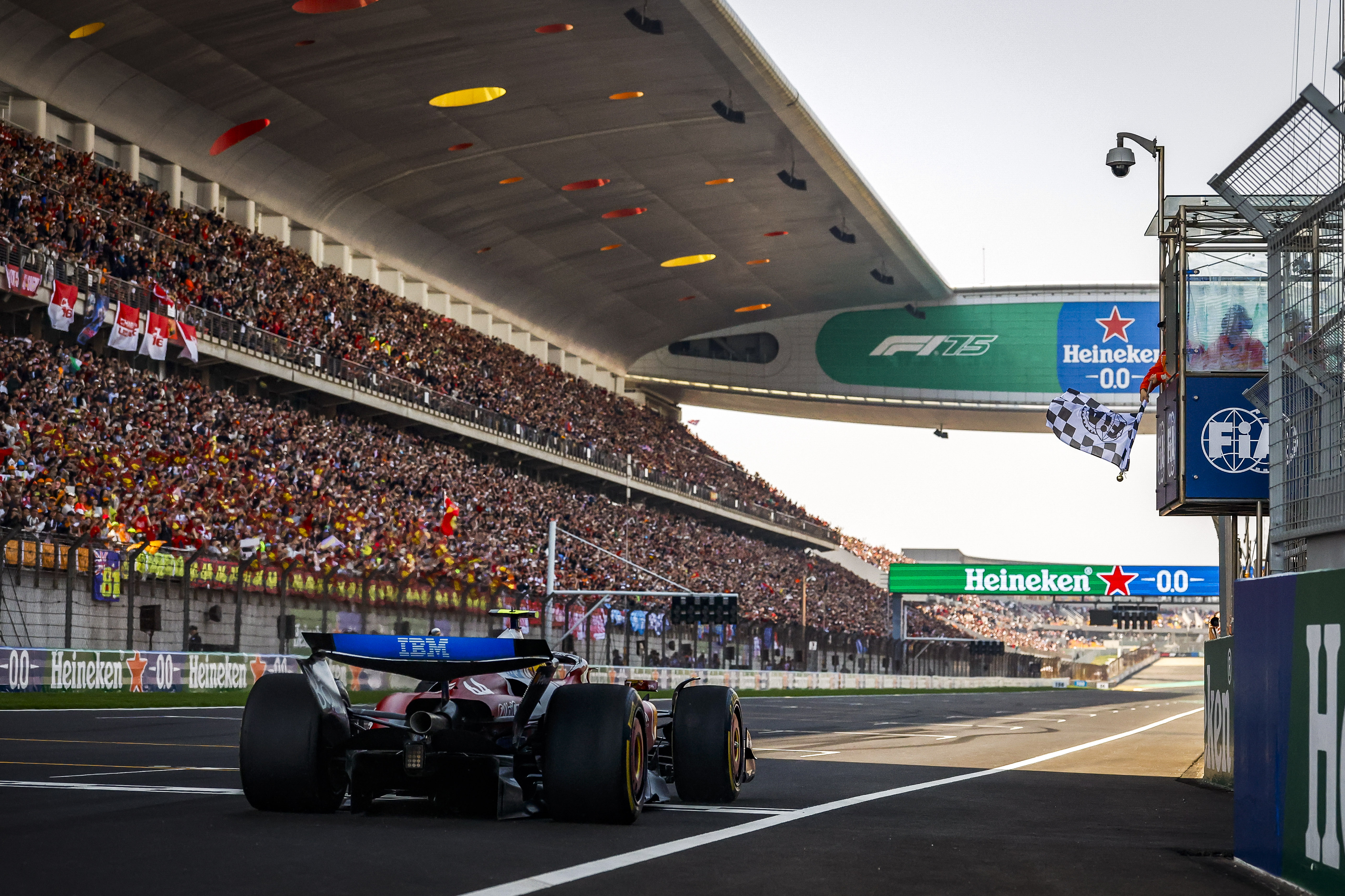 F1 – Hamilton takes first win for Ferrari in China Sprint ahead of ...
