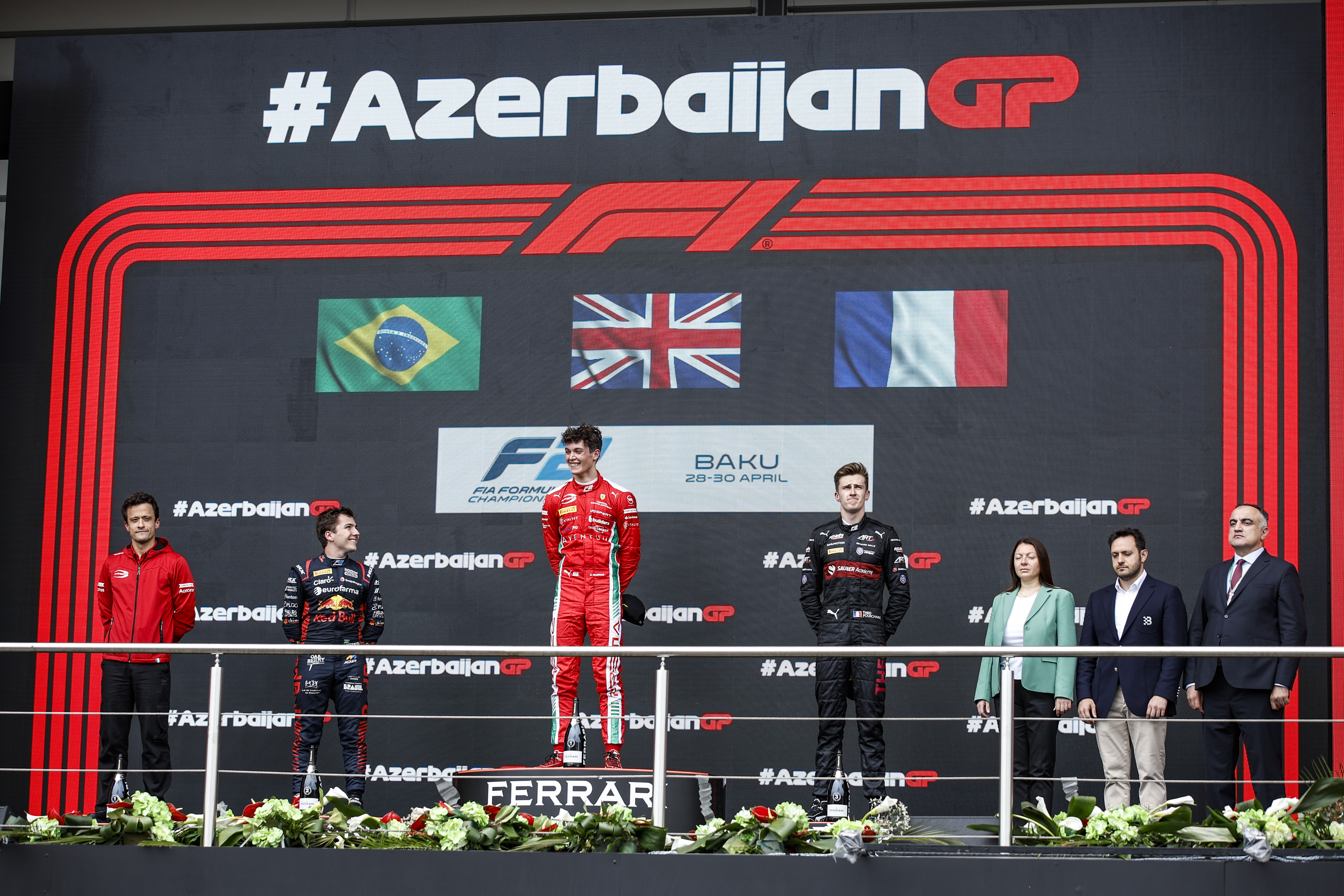 F2 - Oliver Bearman undefeated in Baku with back-to-back wins ...