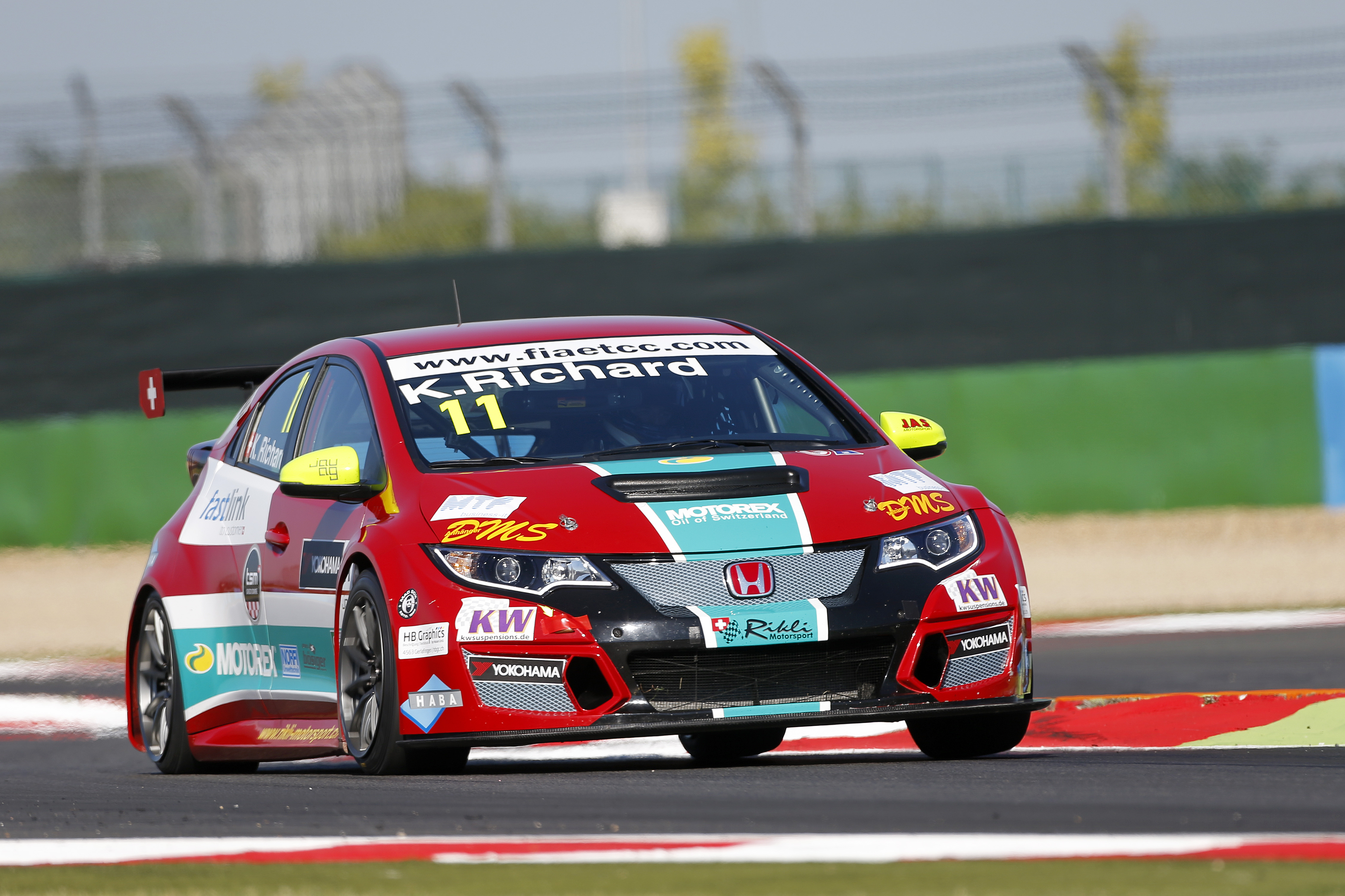 ETCC - HIGH-SPEED CRASH CAN’T KEEP RICHARD OFF FIRST POLE | Federation ...