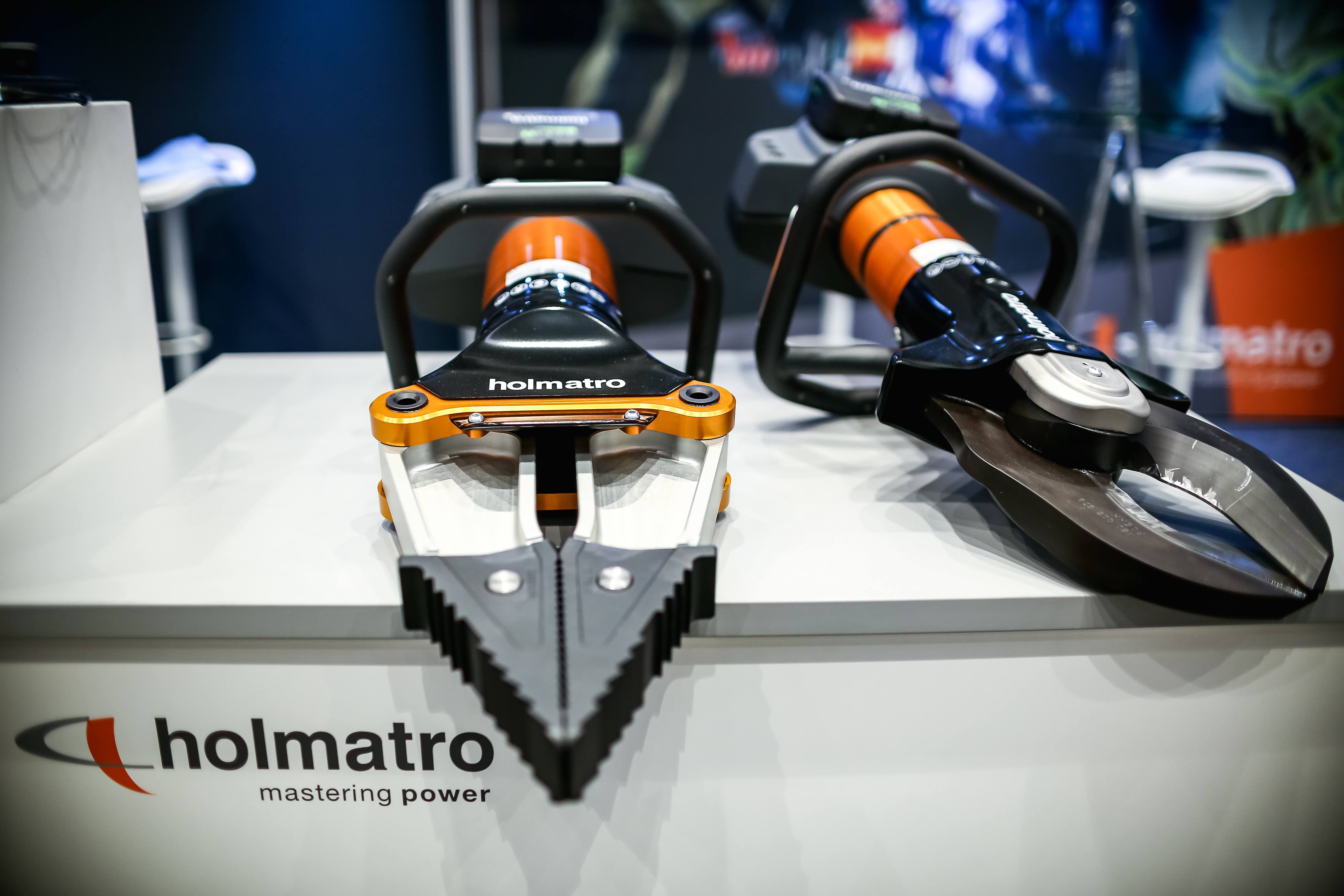 Holmatro becomes official supplier to FIA | Federation Internationale ...