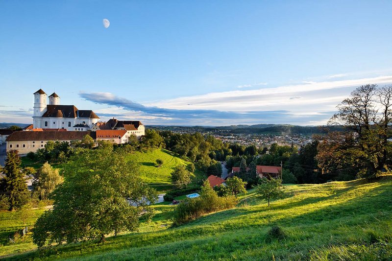 EHSRC - Introducing the Rallye Weiz | Federation Internationale de l ...