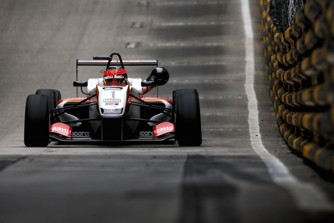 F1 stars in Macau | Federation Internationale de l'Automobile