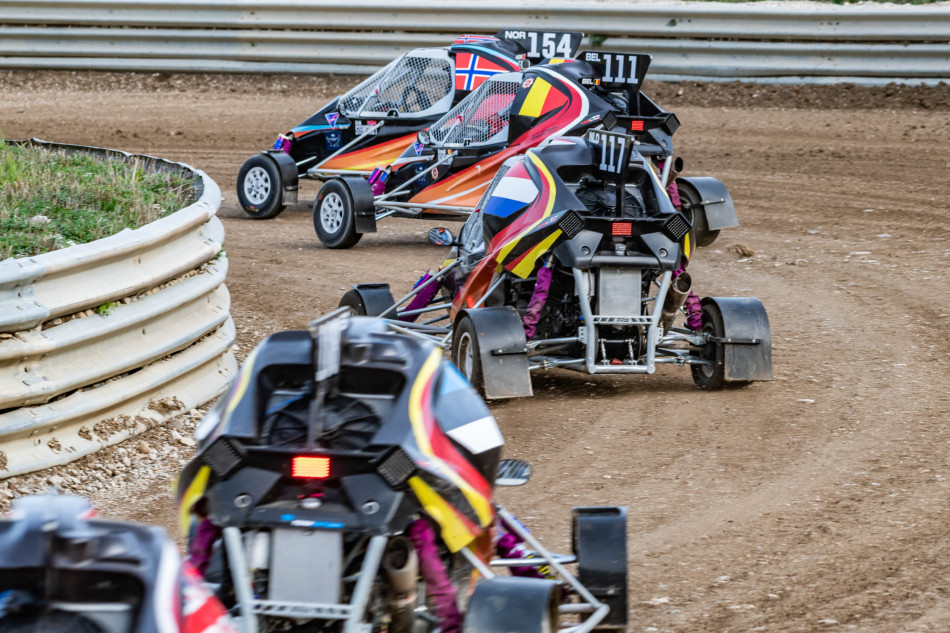 Junior off-road racers ready to chase gold in Cross Car Mini at FIA ...