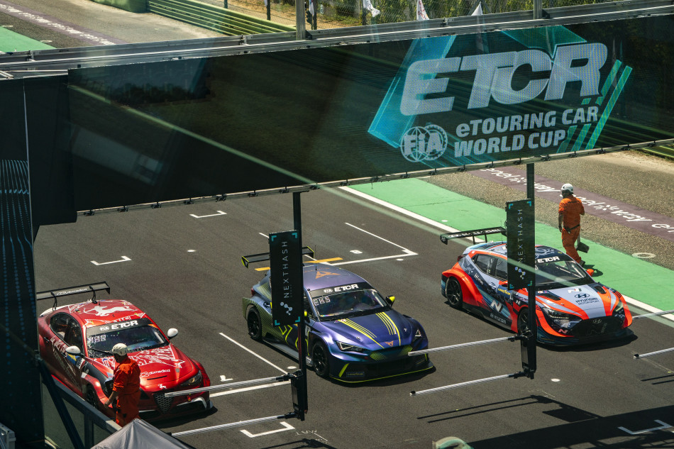 ETCR: season-finale set for epic battles at Sachsenring | Federation ...