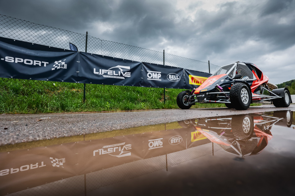 DAY ONE REPORT: FIA RALLY STAR AMERICAN FINALISTS SHINE IN THE RAIN ...
