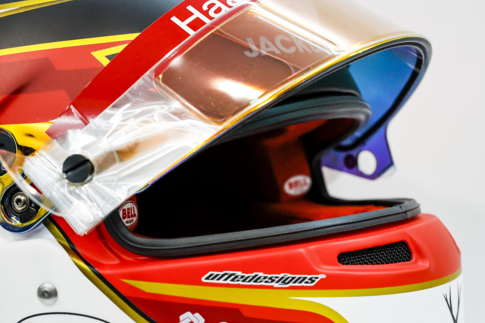 ULTRA-PROTECTIVE HELMET BASED ON NEW FIA STANDARD MAKES F1 DEBUT ...