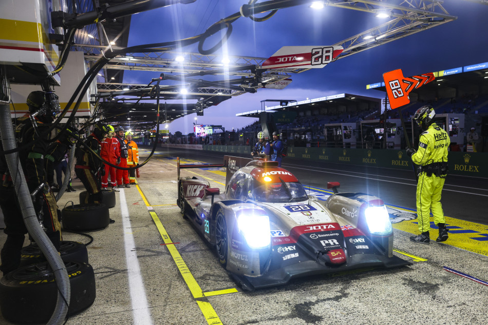 WEC: Night time at centenrary Le Mans | Federation Internationale de l ...