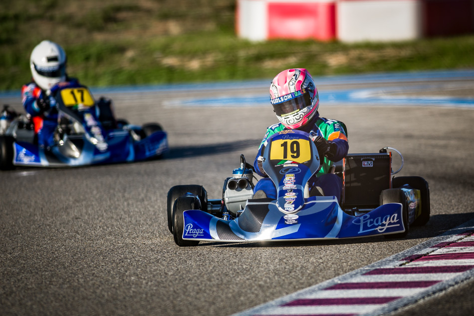 FIA GIRLS ON TRACK - RISING STARS: SHOOT OUT | Federation Internationale de l'Automobile